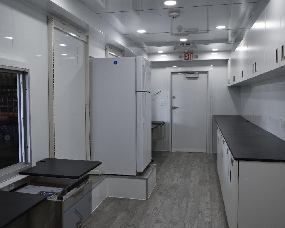 Custom Mobile Lab Trailers | Mobile Medical Laboratory Units